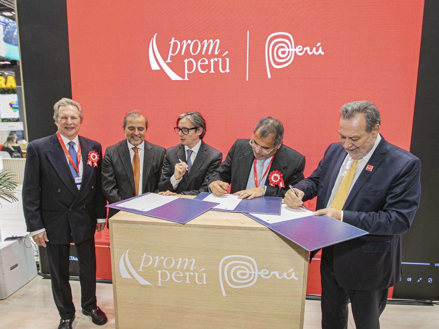 Fitur 2024: Perú suscribe convenio con Organización Mundial de Turismo ...
