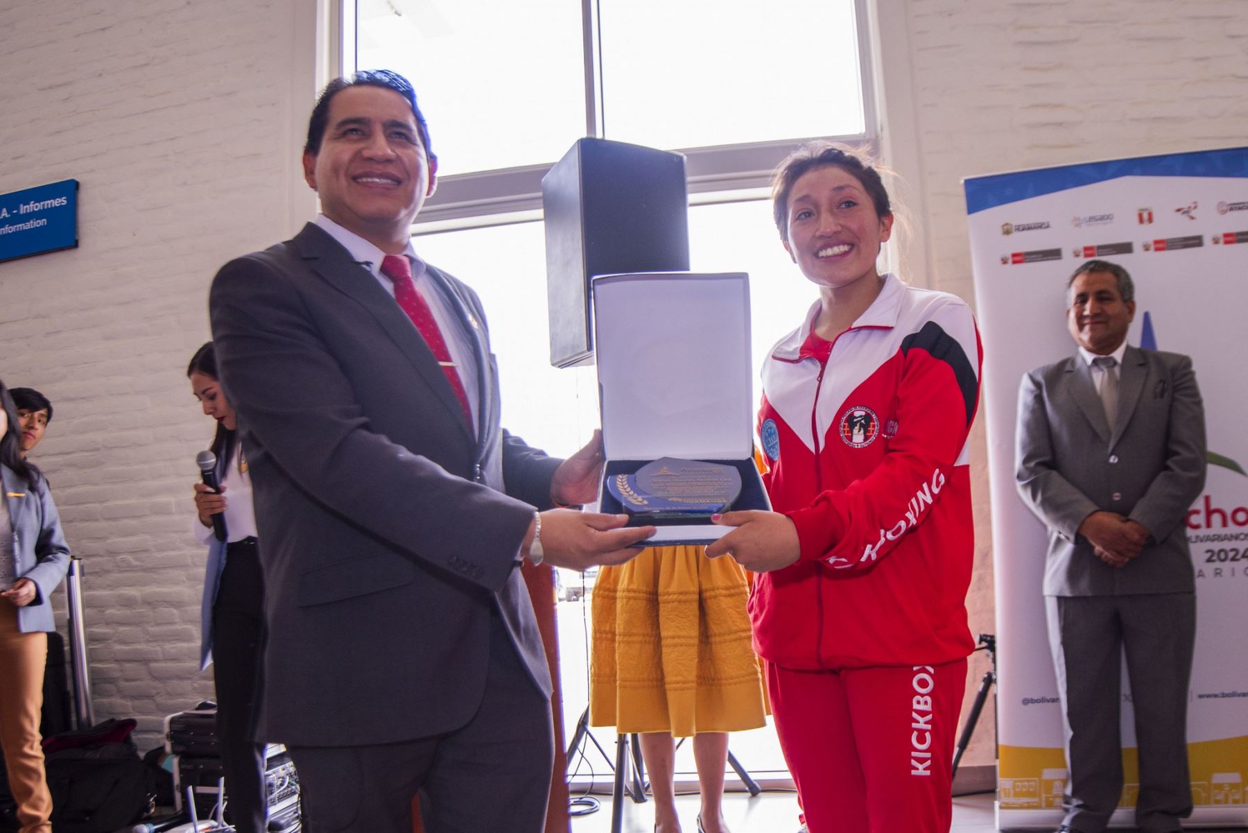 Nieves Ramírez, top 5 mundial de kickboxing es embajadora de Juegos ...