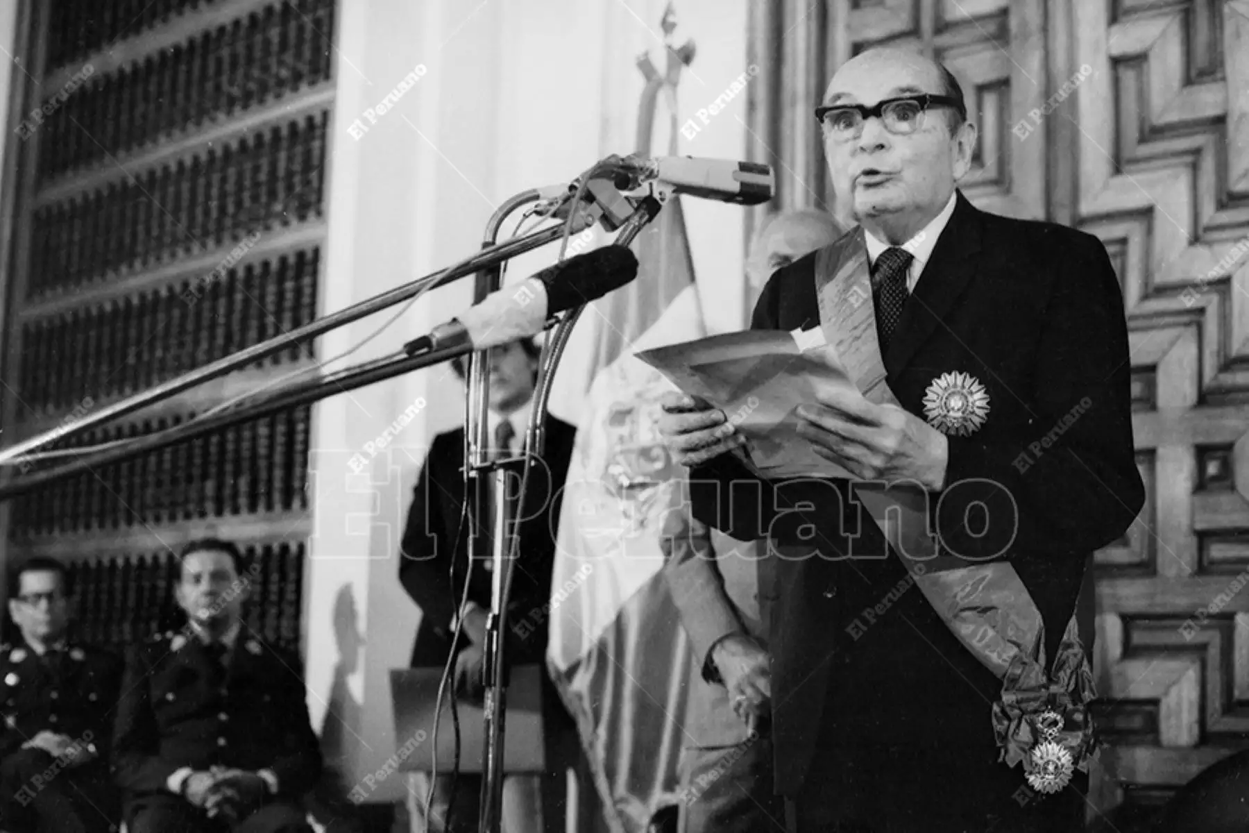 Un día como hoy, en 1980 falleció el gran historiador del Perú Jorge ...