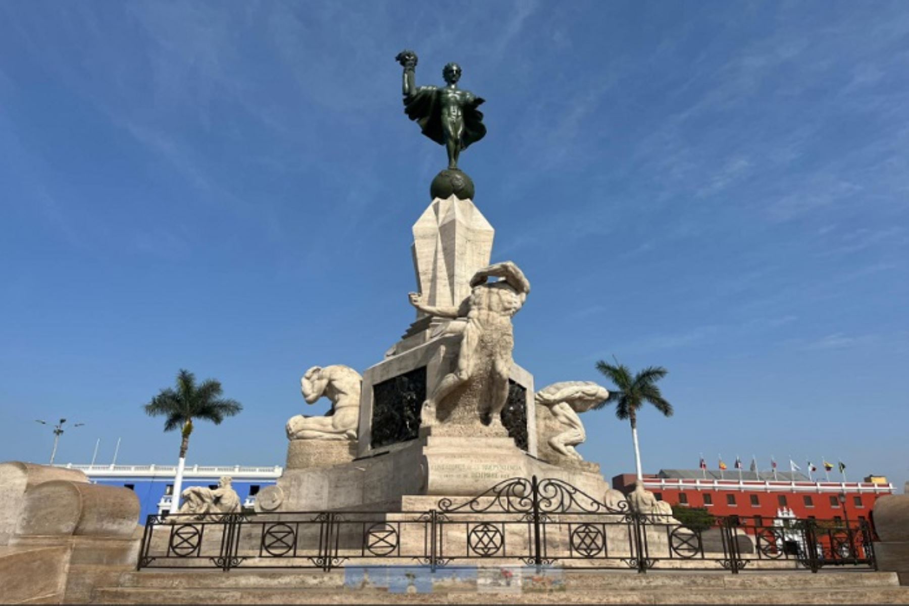 Trujillo: majestuoso monumento a la libertad recobra brillo y belleza ...