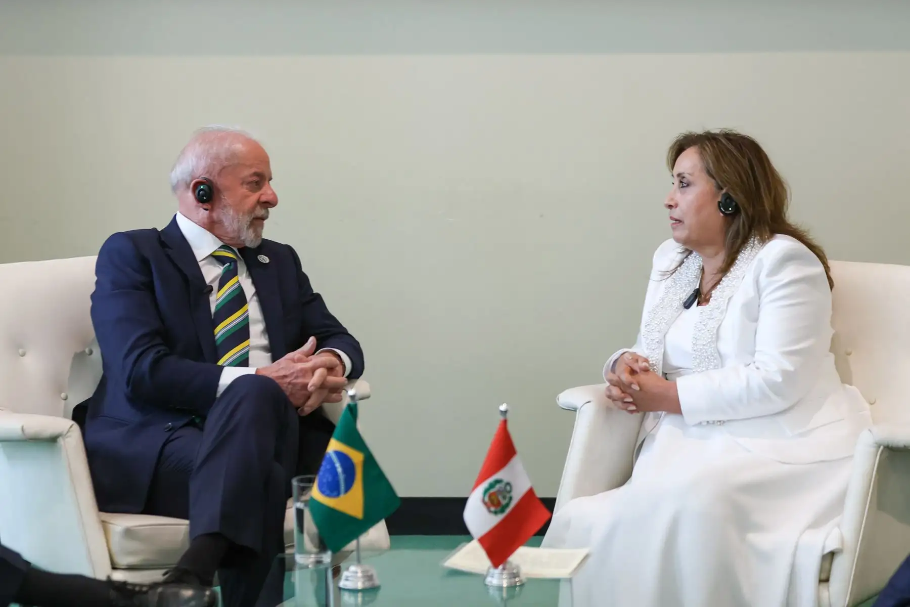 Presidenta Dina Boluarte y el presidente de Brasil, Luiz Inácio Lula da ...