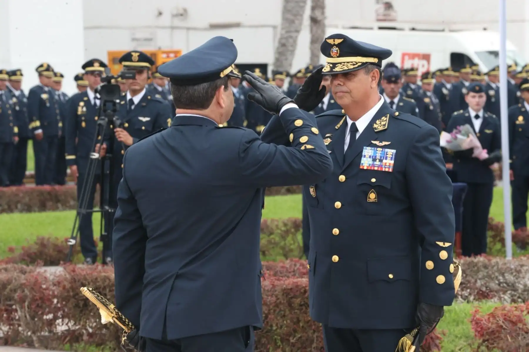 Mario Raúl Contreras León Carty fue reconocido como el nuevo comandante ...