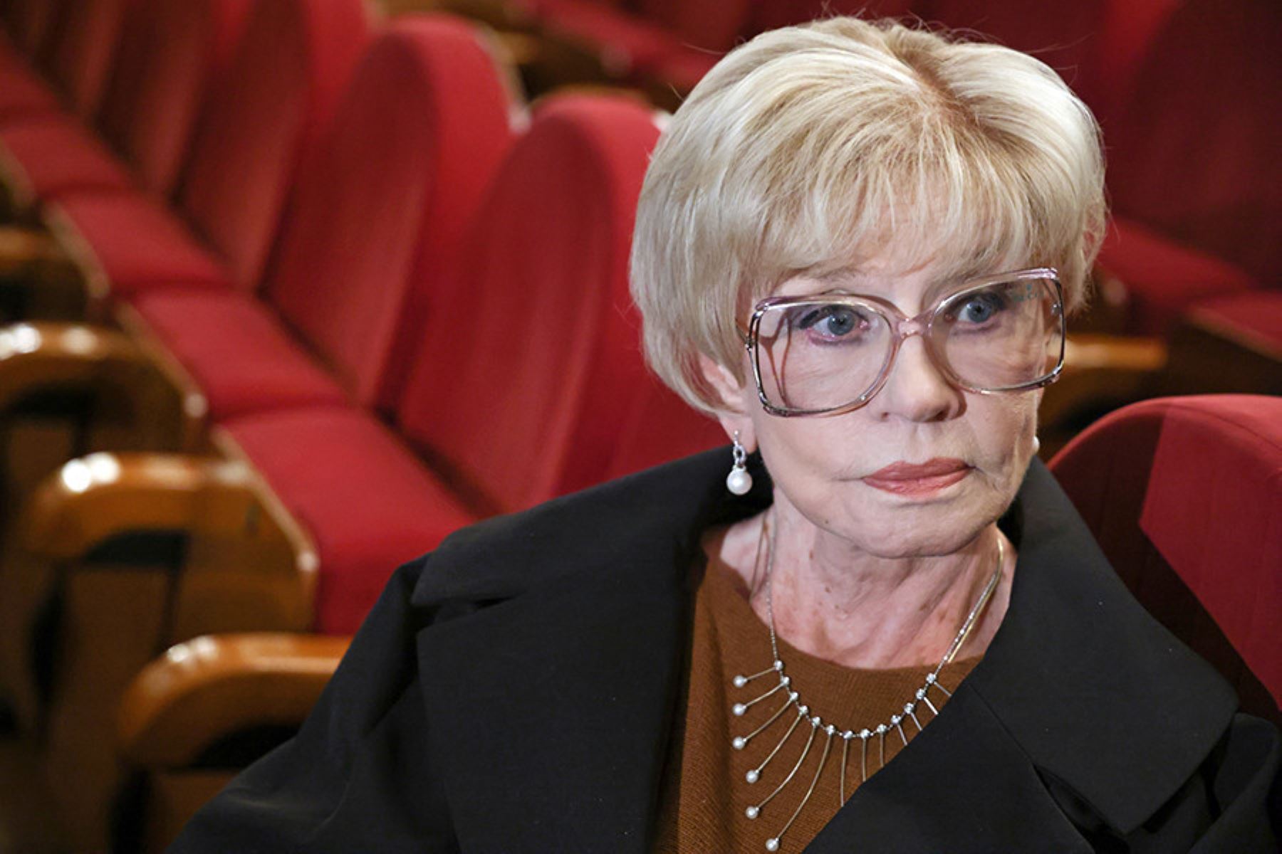 Muere Vera Alentova, la protagonista de la oscarizada 'Moscú no cree en ...